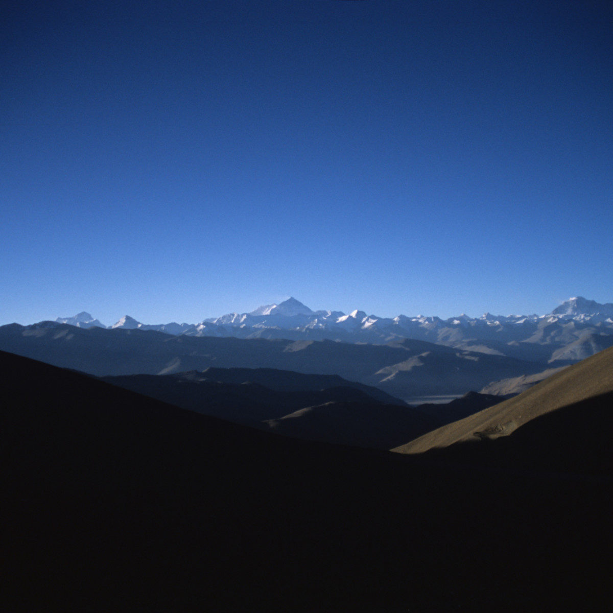 Mount Everest on the Horizon - David McNamara
